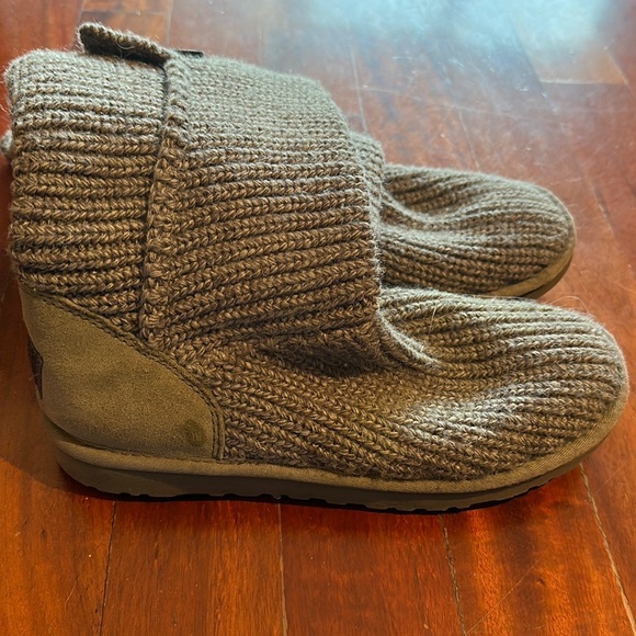 UGG | Shoes | Ugg Classic Cardy Button Detailed Knit Boots | Poshmark
